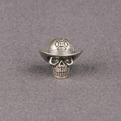 Beads Skull With Hat - Silver | Alazame Kuwait